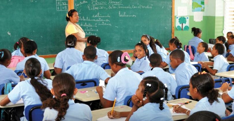 Un análisis al sistema educativo dominicano: desafíos y oportunidades